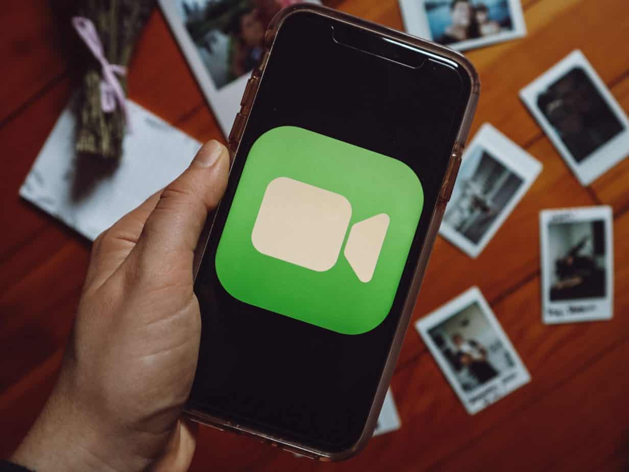 27 Creative Long Distance Date Ideas To Keep You Going