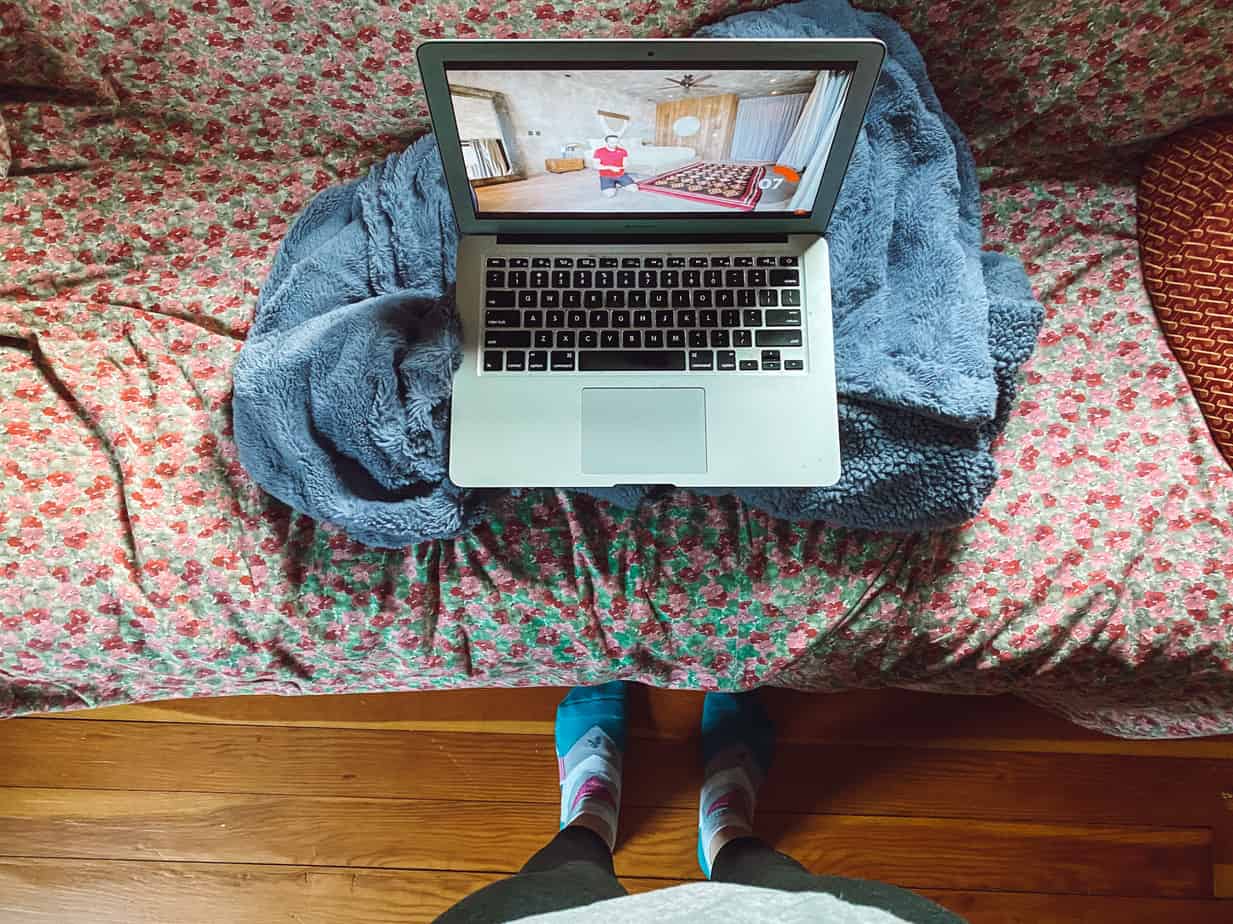 27 Creative Long Distance Date Ideas To Keep You Going