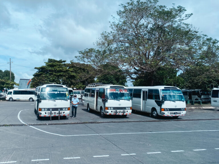 Panama to Costa Rica Border Crossing: Complete Guide (2024)